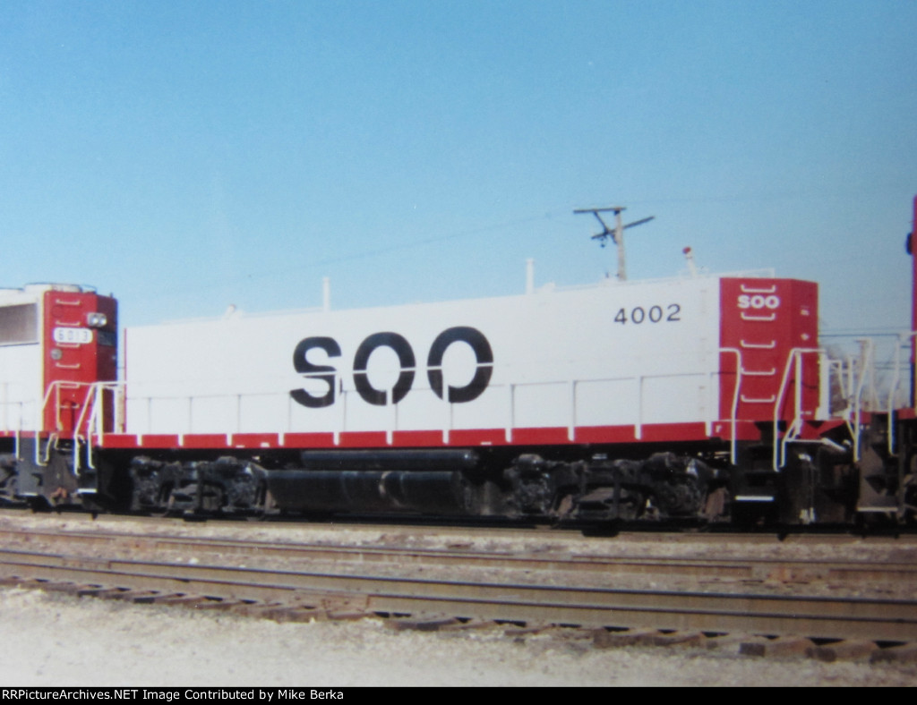 Soo Line 4002